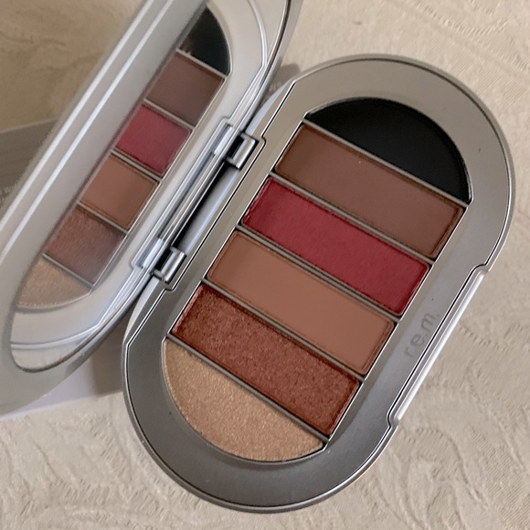 R.E.M. Beauty | Makeup | Rem Beauty Midnight Shadows Eyeshadow Palette ...